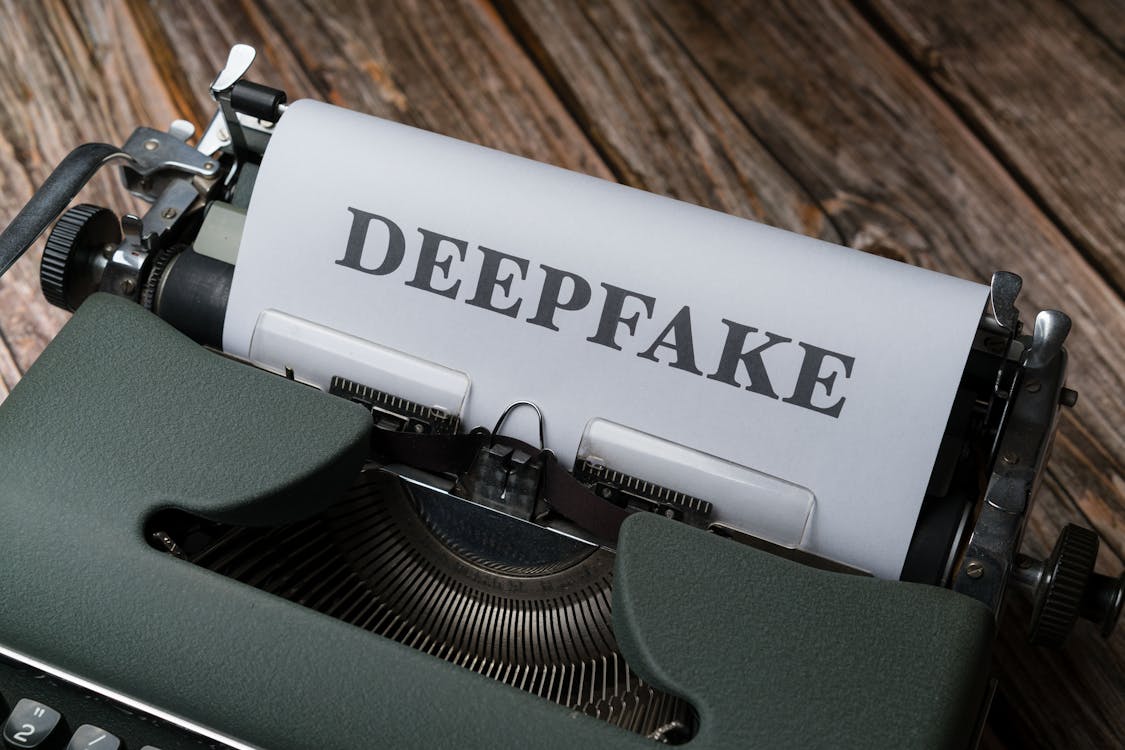 Tips for Spotting Deepfakes | IT Support LA